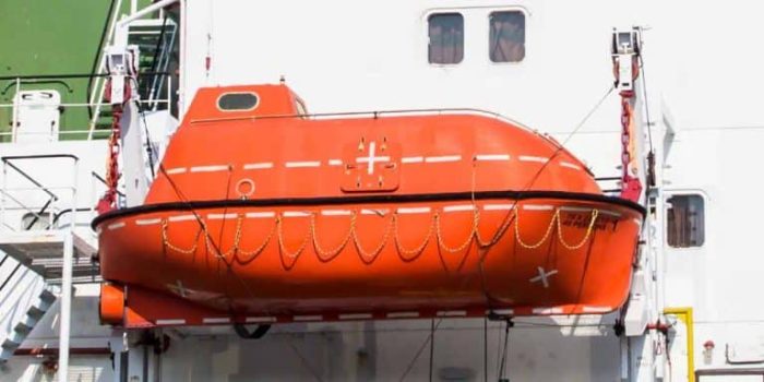 Apa Itu Lifeboats di Kapal? Tipe dan Penjelasannya | Master Container